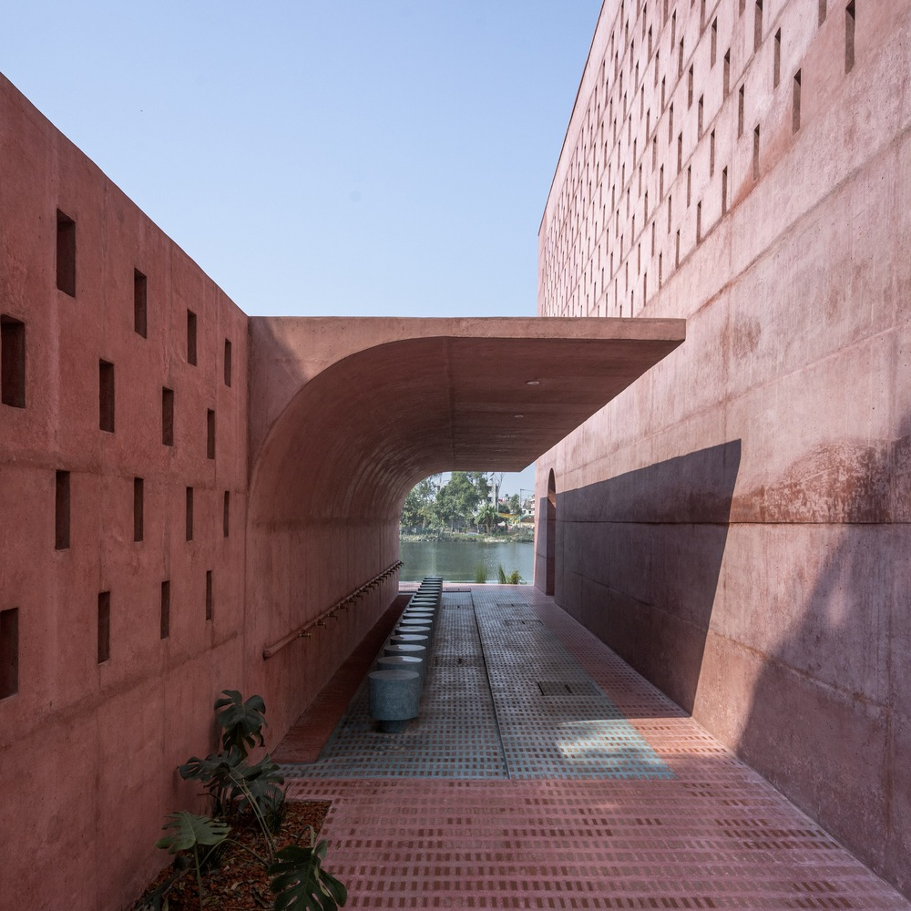 Zebun Nessa Mosque: A New Chapter in Innovative Mosque Design in ...