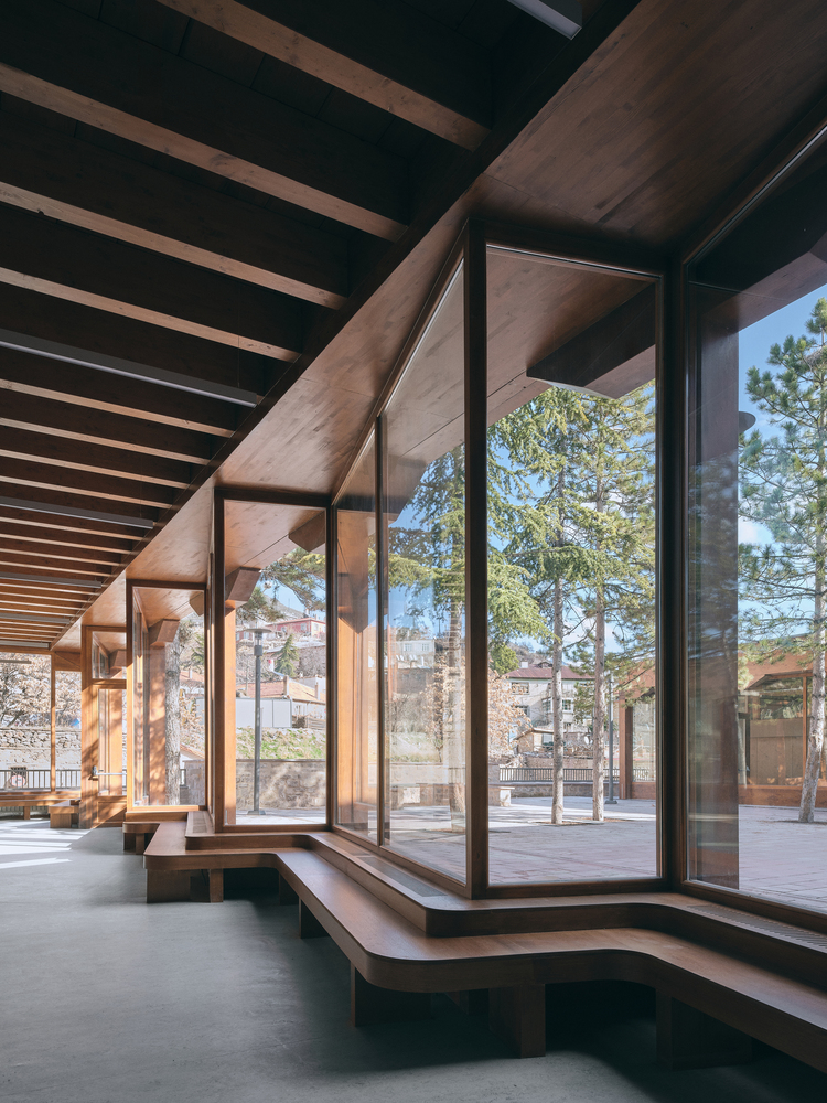 Historical Educational Architecture: The Sille Primary School by TEGET ...