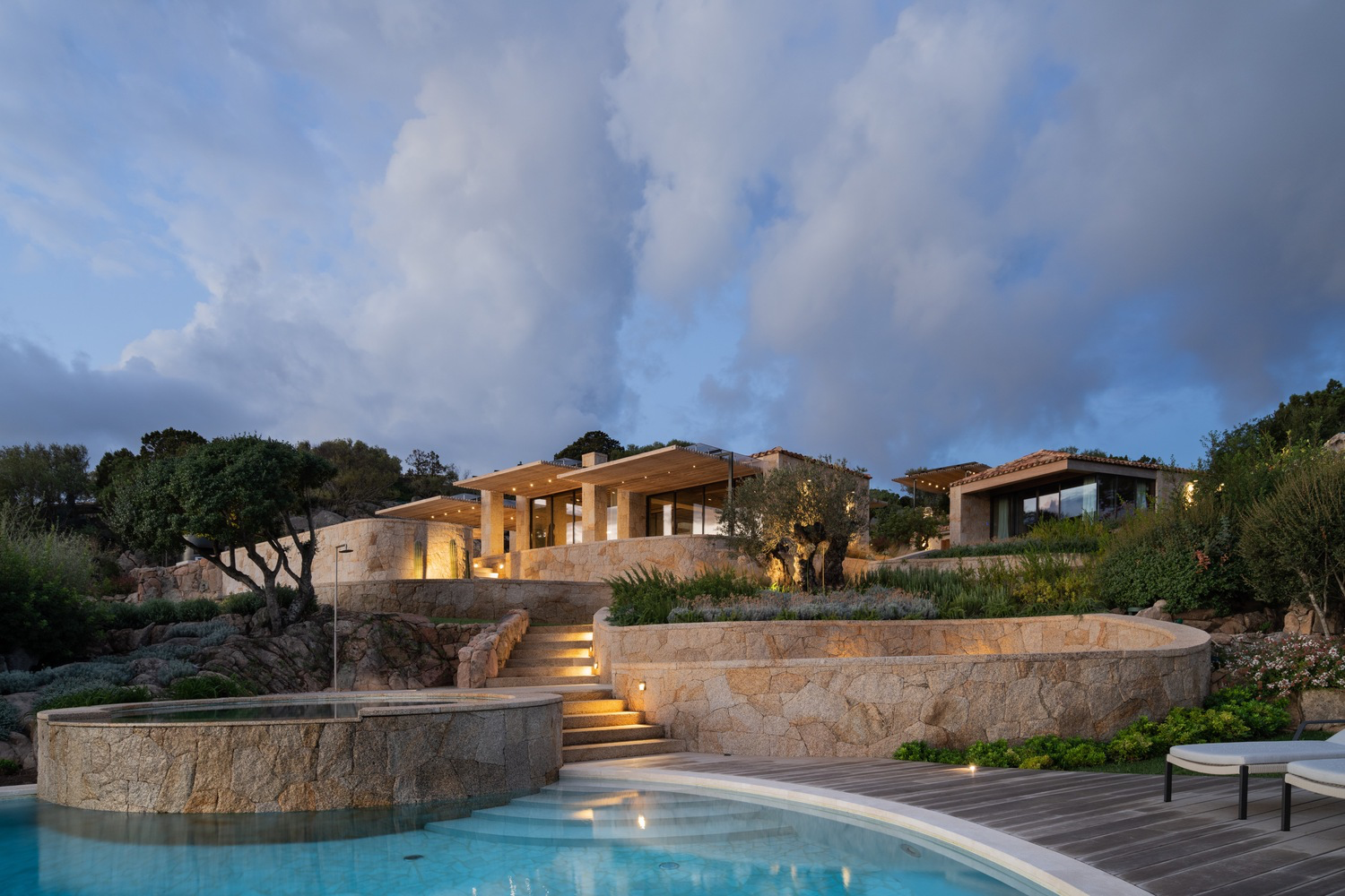Luxury Mediterranean Villa Design: Villa S by Alvisi Kirimoto ...