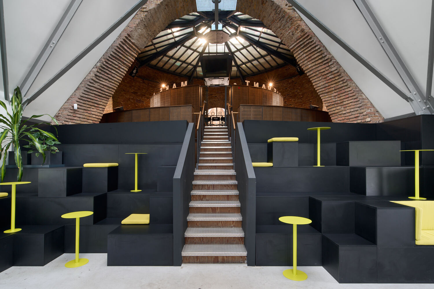 Innovative Office Design Berlin: UNDPLUS Transforms Holy Cross Church ...