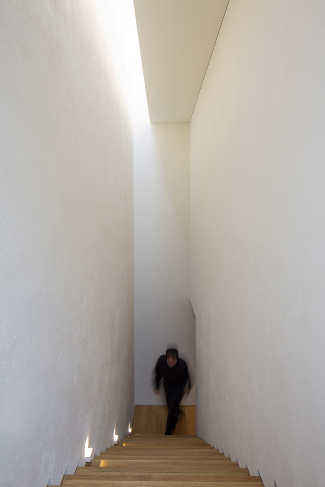 Architectural Contemplation in Design: The Journey of the ee.jae House ...