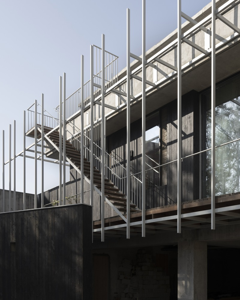 Sustainable Architectural Design in Hyderabad: The Screen House by ...