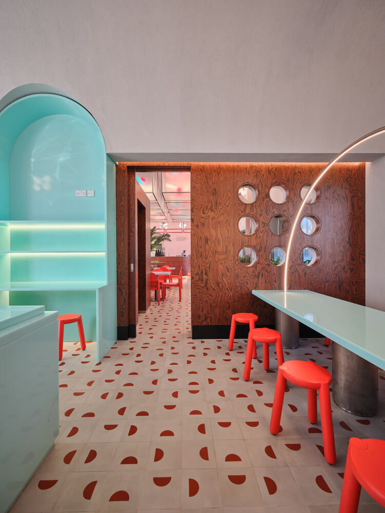 Innovative Flagship Store Design: A Case Study of Dip'n'Dip by ...