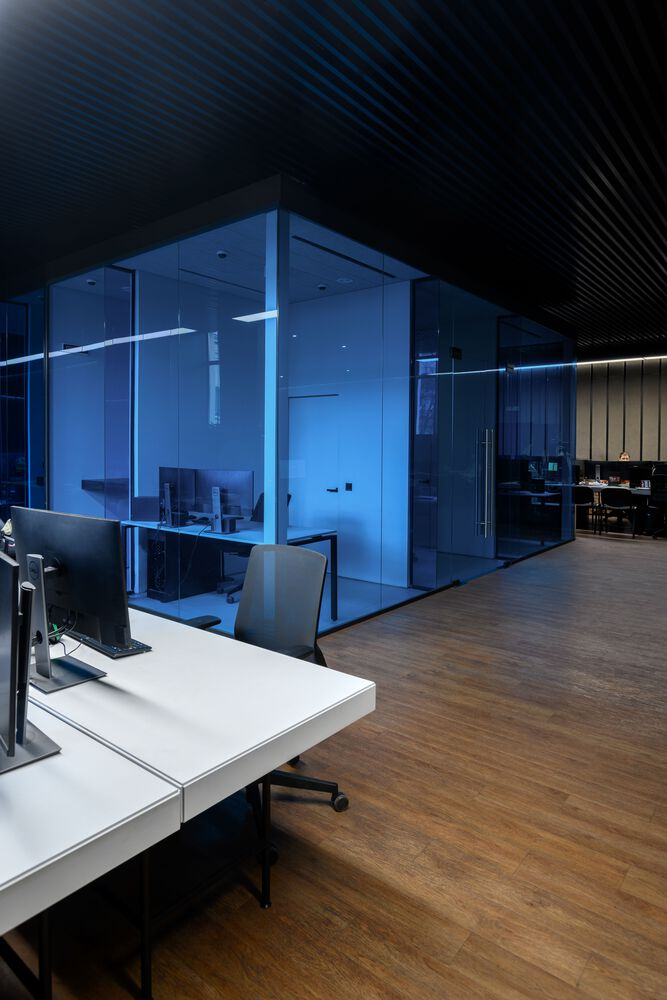 Revolutionizing Media Spaces: The Innovative Newsroom Design of ...