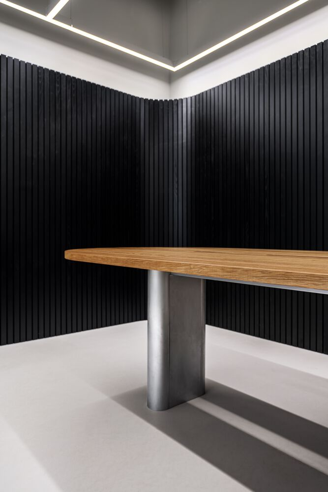 Revolutionizing Media Spaces: The Innovative Newsroom Design of ...