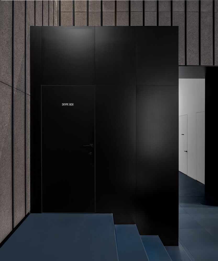 Revolutionizing Media Spaces: The Innovative Newsroom Design of ...