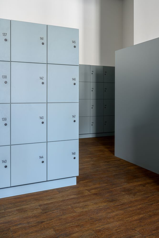 Revolutionizing Media Spaces: The Innovative Newsroom Design of ...