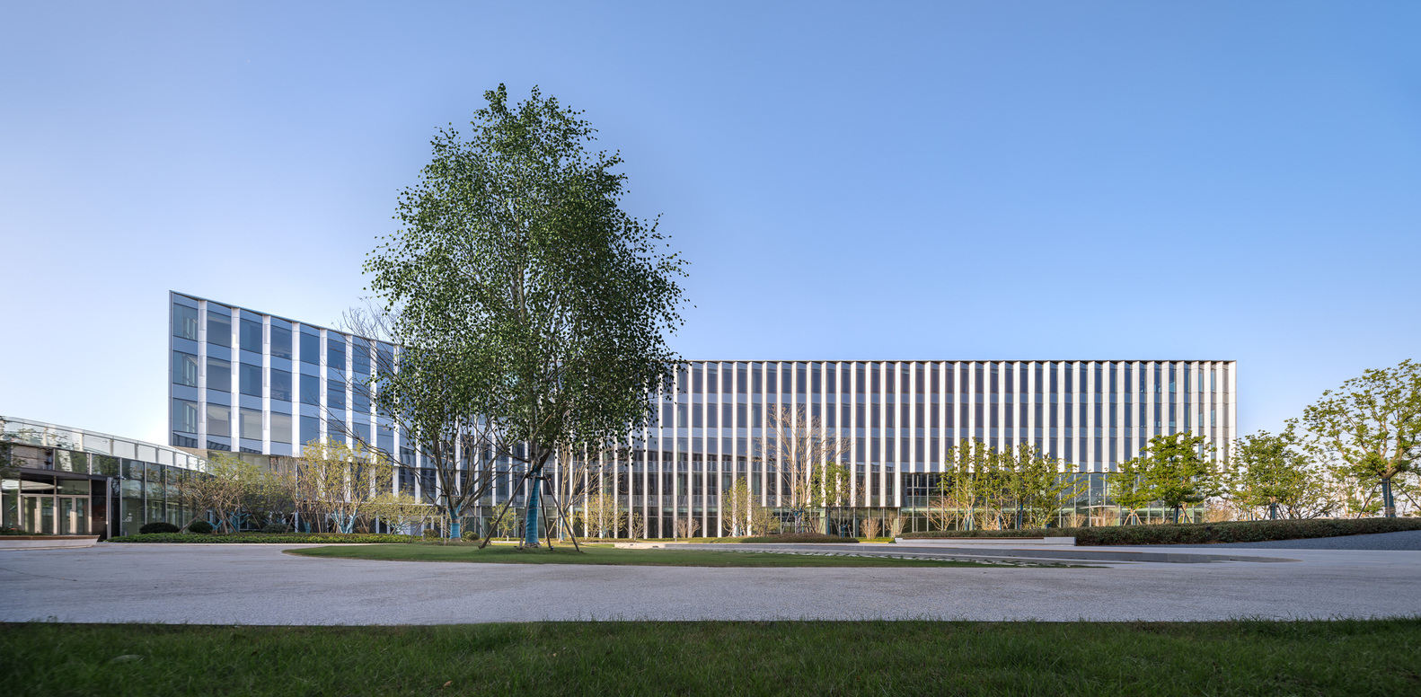 Future Office Park Design: Hangzhou Alibaba DAMO Nanhu Industry Park by ...