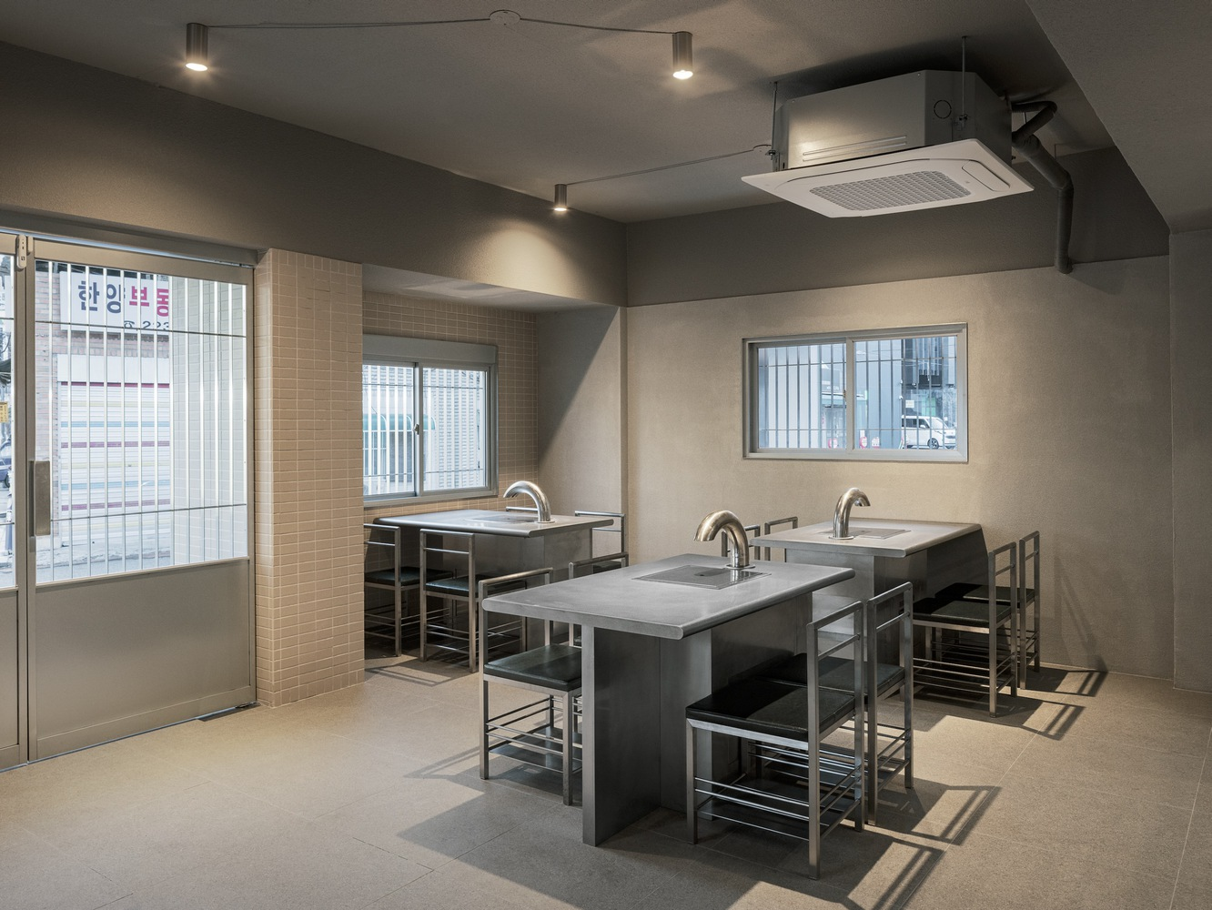 Embracing Heritage through Modern Korean Restaurant Design: The Case of ...