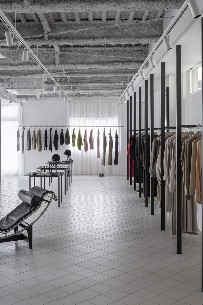 Modernist Retail Interiors in Japan: A Closer Look at FERN OST GALERIE ...