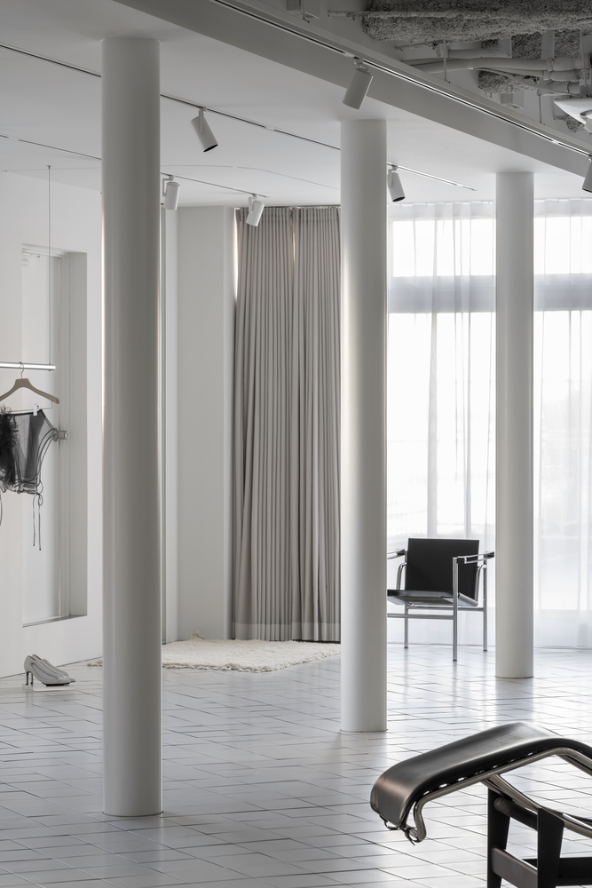 Modernist Retail Interiors in Japan: A Closer Look at FERN OST GALERIE ...