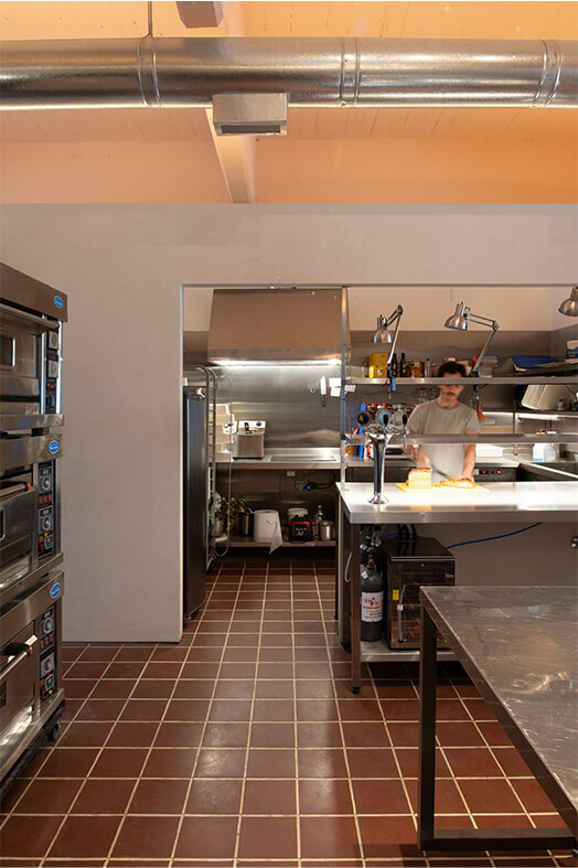 Fornole Pizza: Reinventing Space with Innovative Pizza Restaurant ...