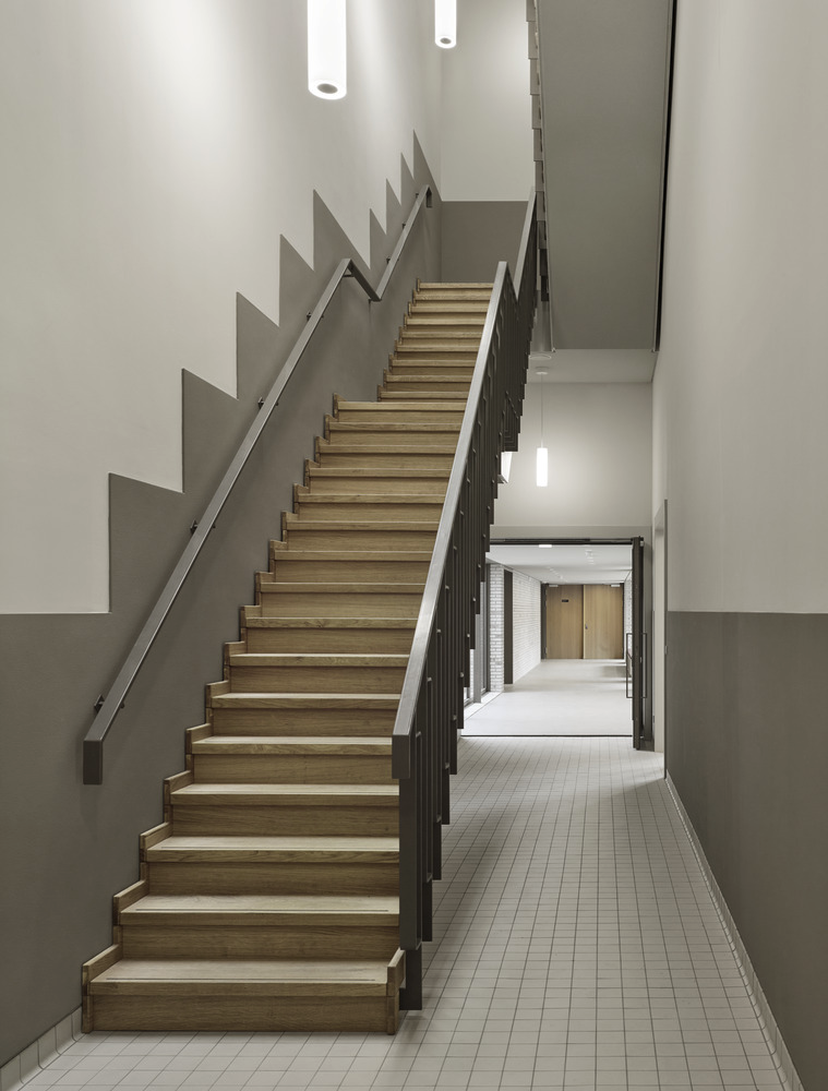 Historical Museum Architecture: A Deep Dive into the National Holocaust ...