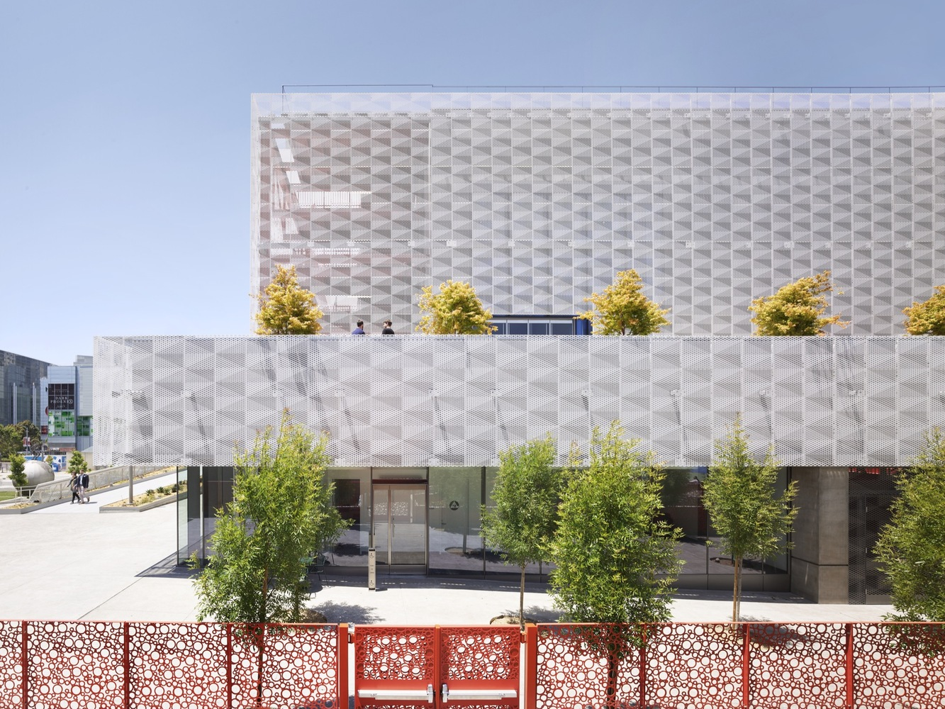 Sustainable Convention Center Design: A Case Study of the Moscone ...