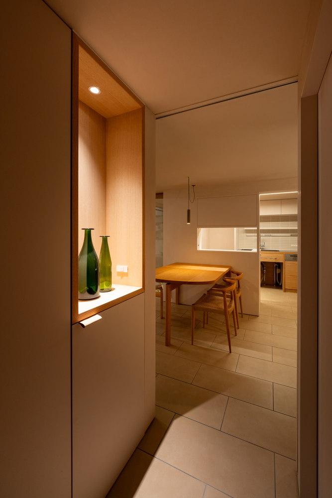 Compact Home Design in Japan: A Deep Dive into the House in Shukugawa ...