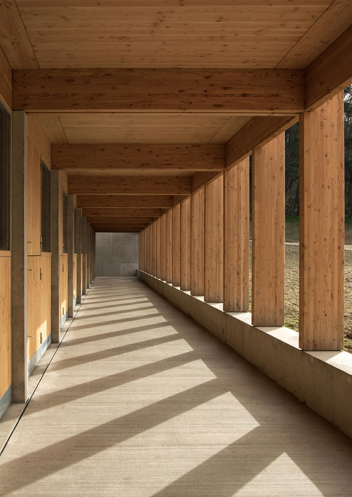 Sustainable Stable Design: A Case Study of Les écuries de la Roche by f ...