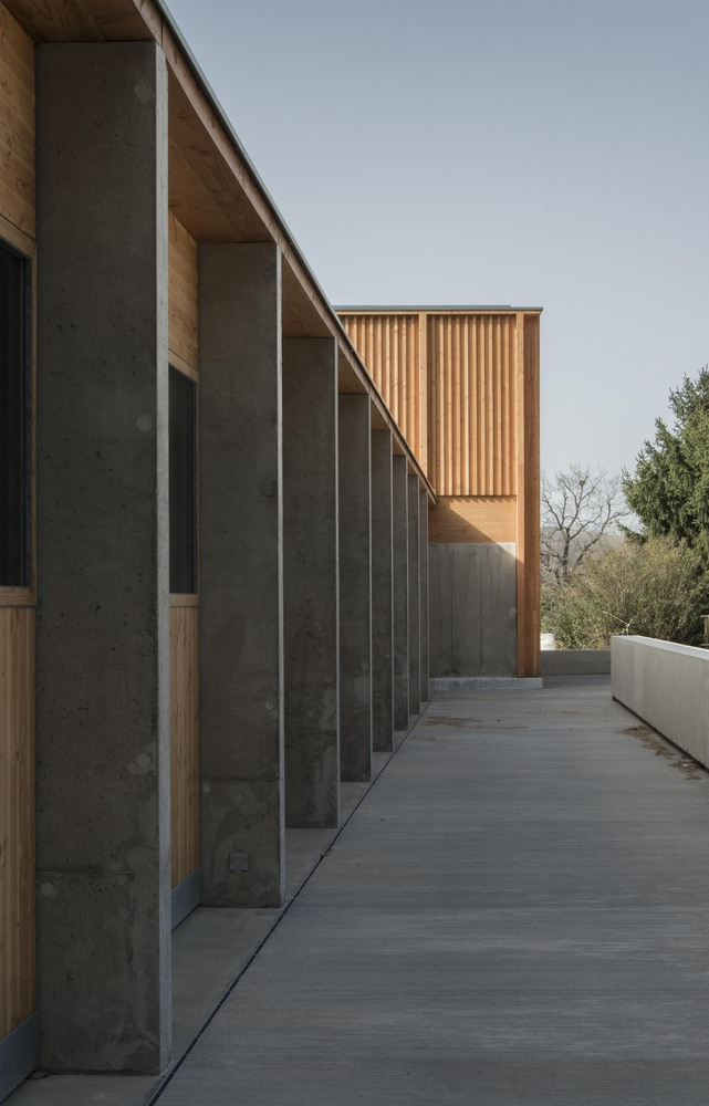 Sustainable Stable Design: A Case Study of Les écuries de la Roche by f ...
