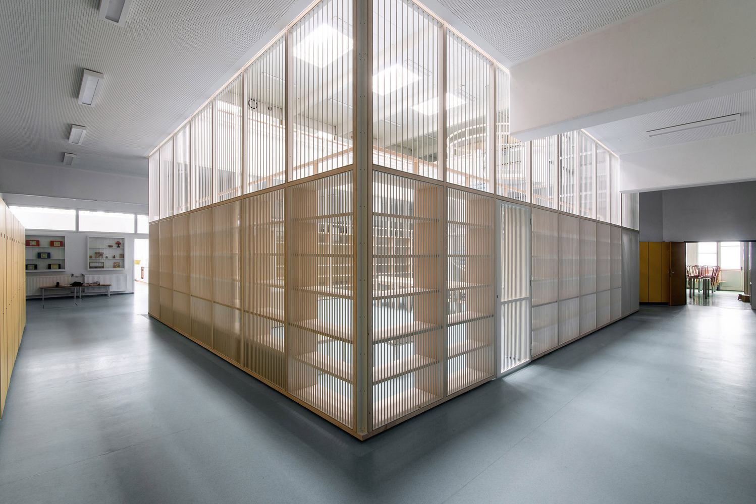 Innovative School Library Design: Transforming Learning Spaces at Vič ...