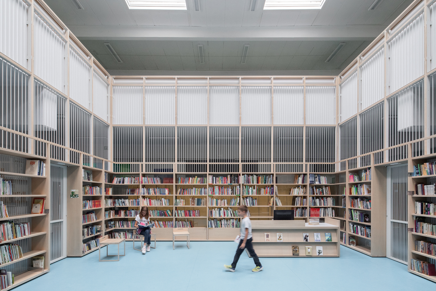 Innovative School Library Design: Transforming Learning Spaces at Vič ...