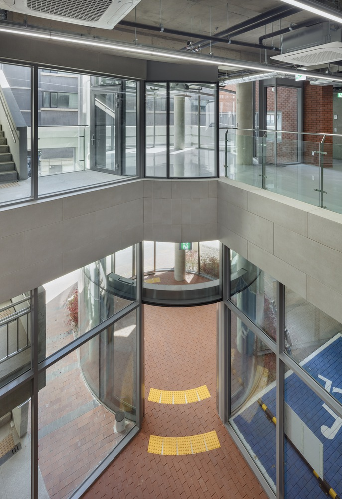 Transforming Urban Manufacturing Architecture: The Case of Seongsu Silo ...