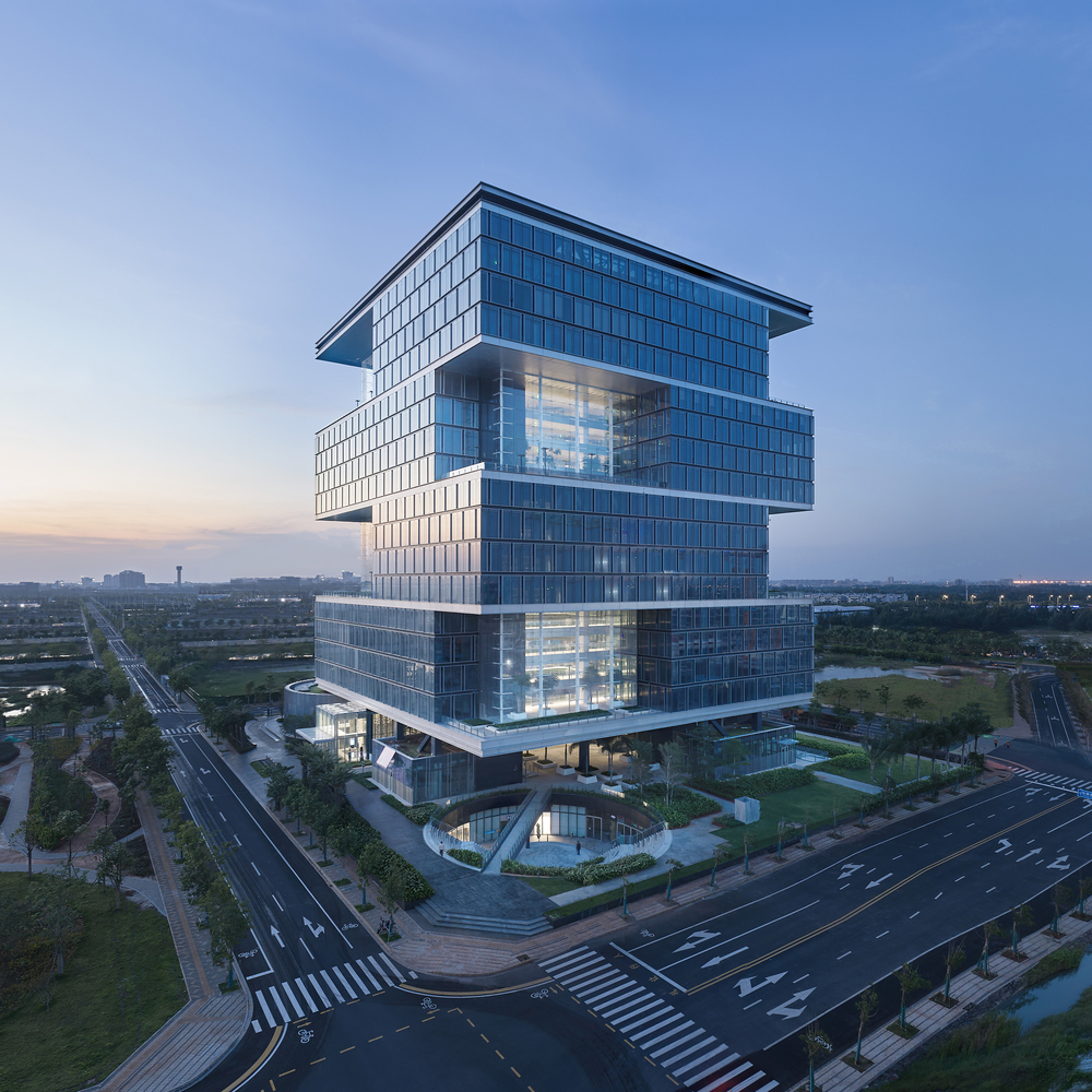 Sustainable Office Building Design: Hainan Energy Trading Building by ...